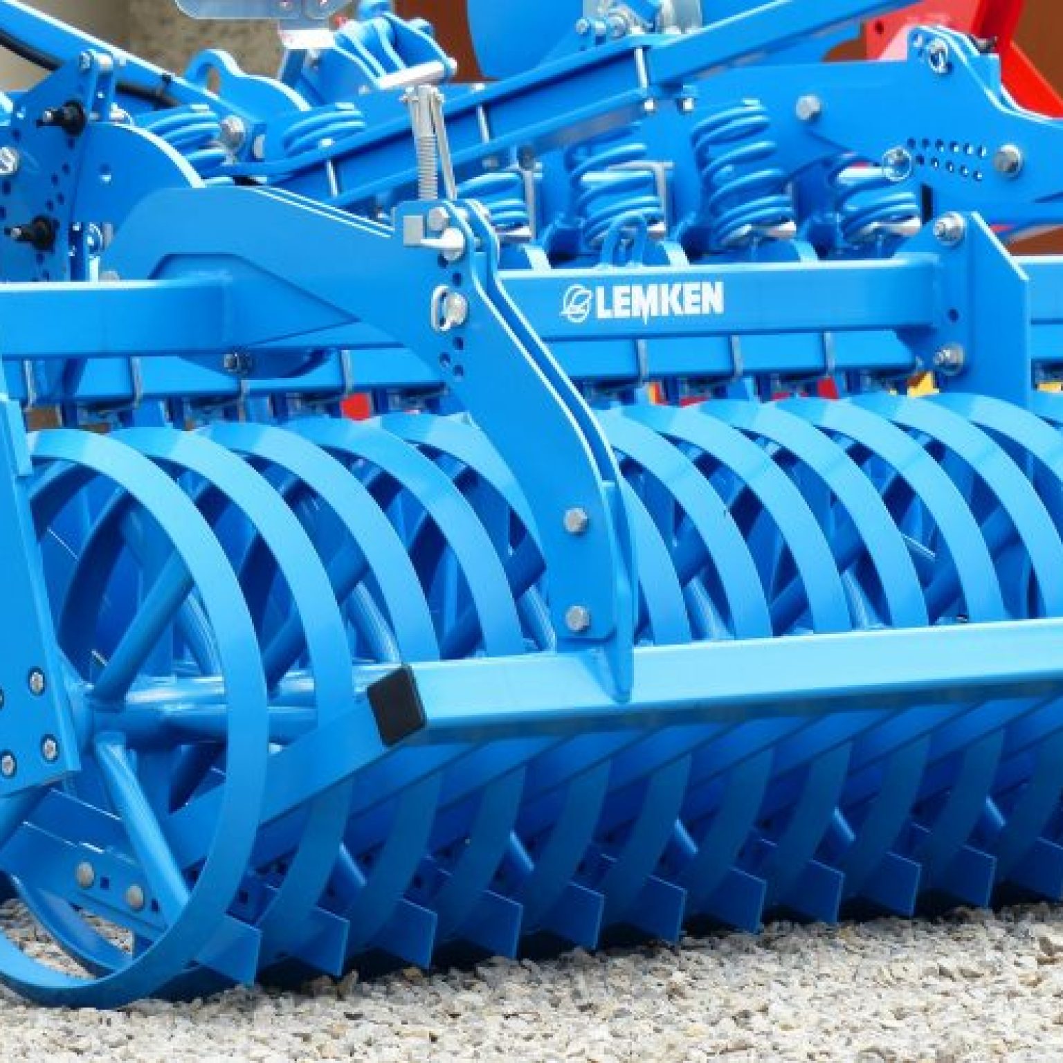 Matériel de levage : pourquoi préférer la location de grue à tour